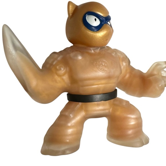 moose toys | Toys | Moose Toys Heroes Of Goo Jit Zu Golden Pantaro ...